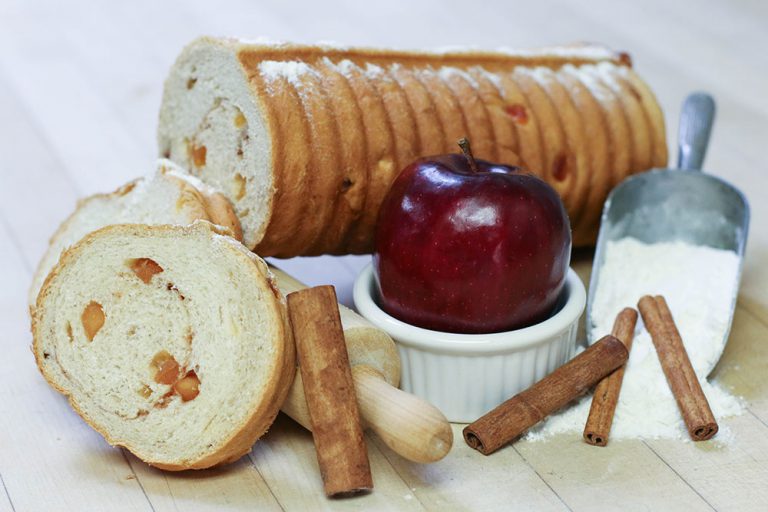 Apple Cinnamon Log – Zehnders Store
